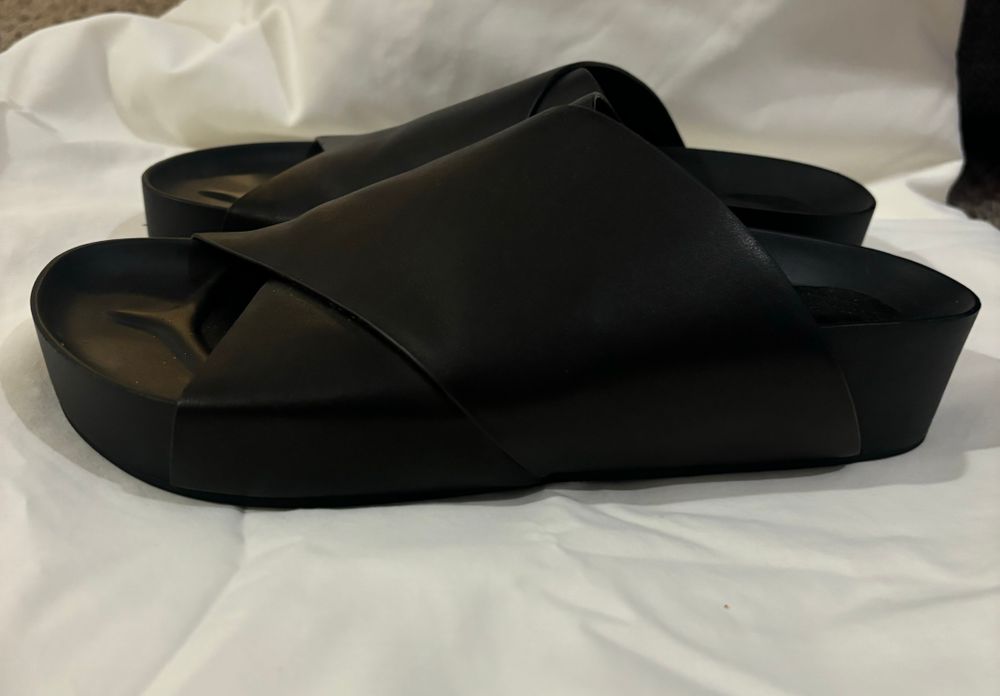 Women's Clothing on Designer Wardrobe