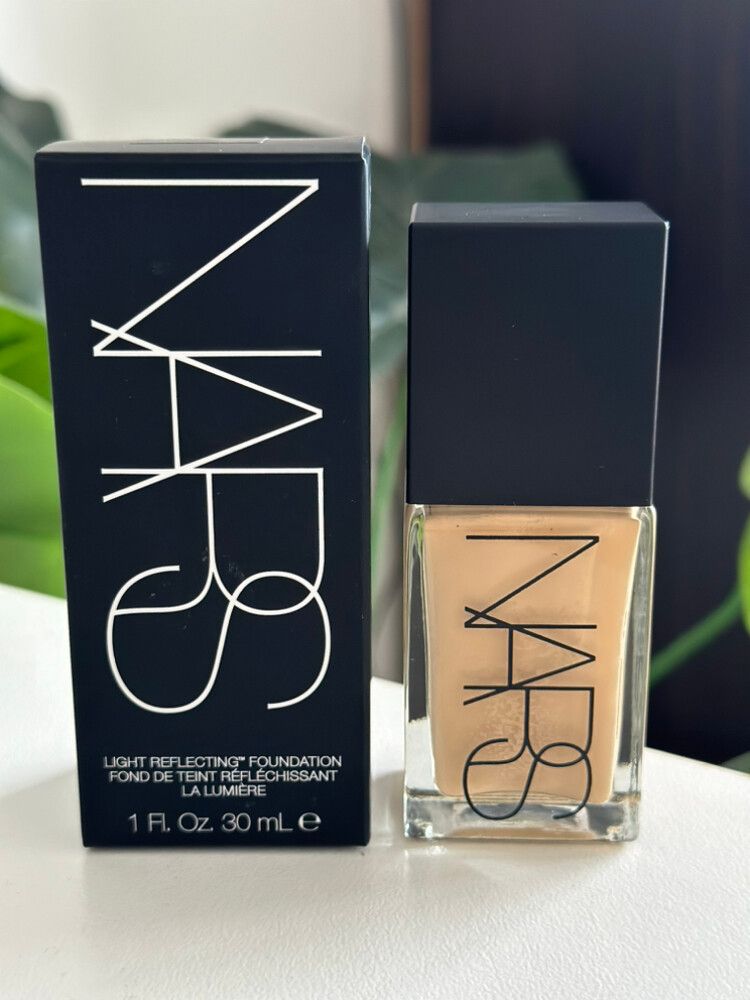 Beauty & Wellness's Make-up on Designer Wardrobe