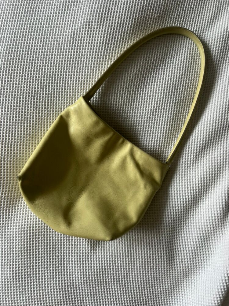 Women's Shoulder Bags on Designer Wardrobe