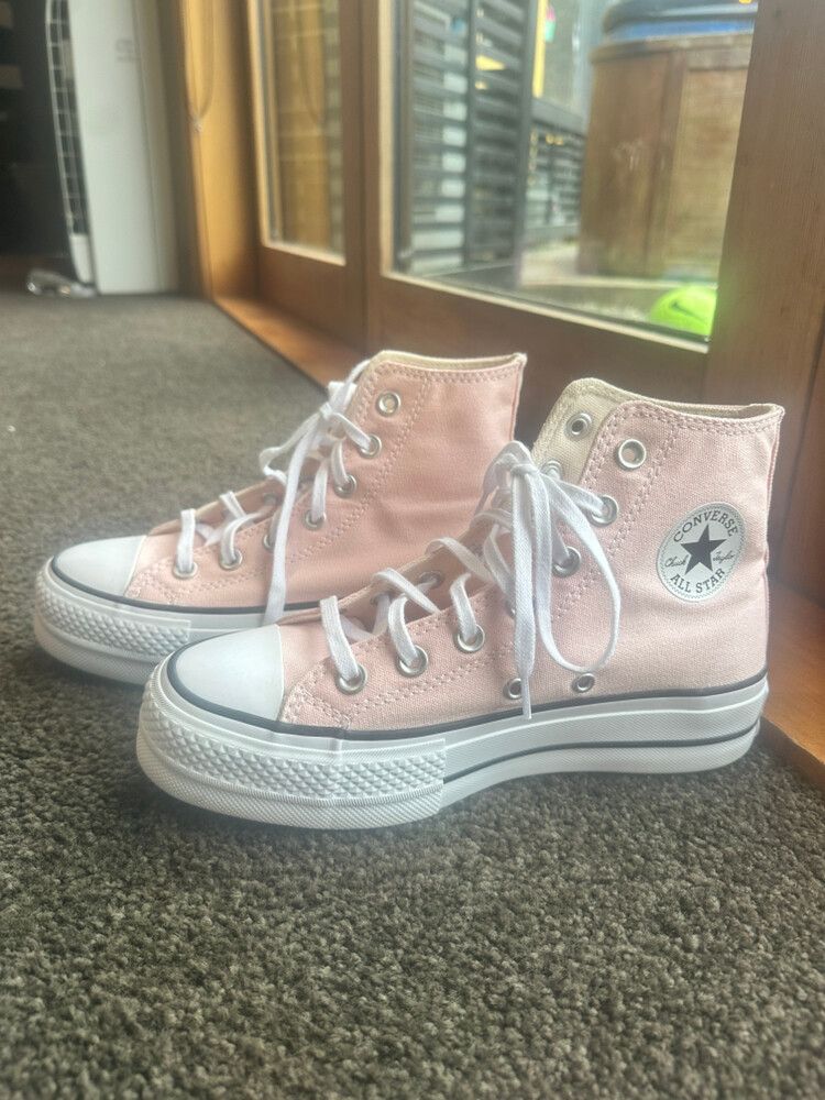 Pink Women's Footwear on Designer Wardrobe