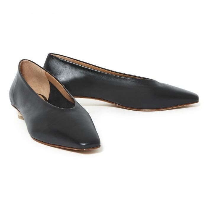 Square-toe Crossover Leather Ballet Flats Cream Beige, 56% OFF