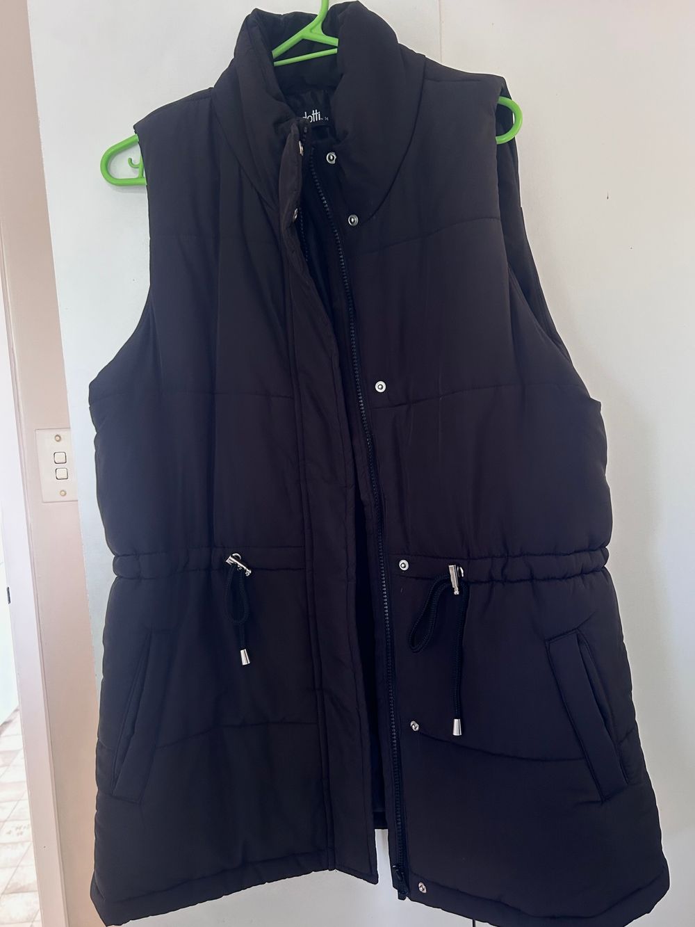 Women's Jackets & Coats on Designer Wardrobe